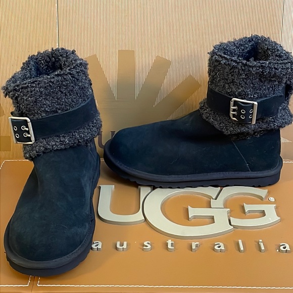 UGG | Shoes | New Womens Ugg Cambridge Black Suede Wool Short Buckle ...